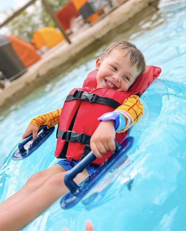 Home - Holiday World Theme Park & Splashin' Safari Water Park