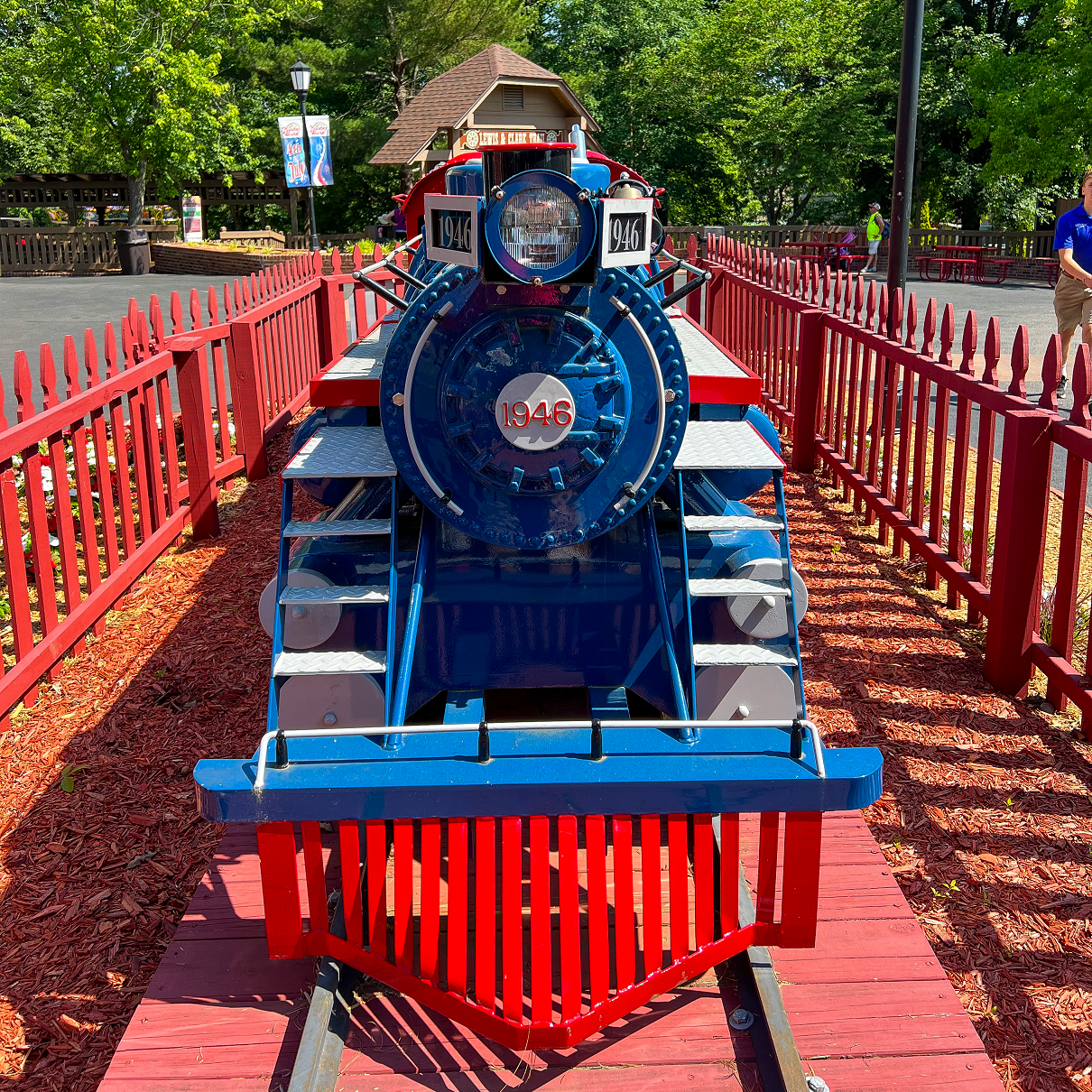 Whatever Happened to Santa Claus Land? | Holiday World Theme Park ...