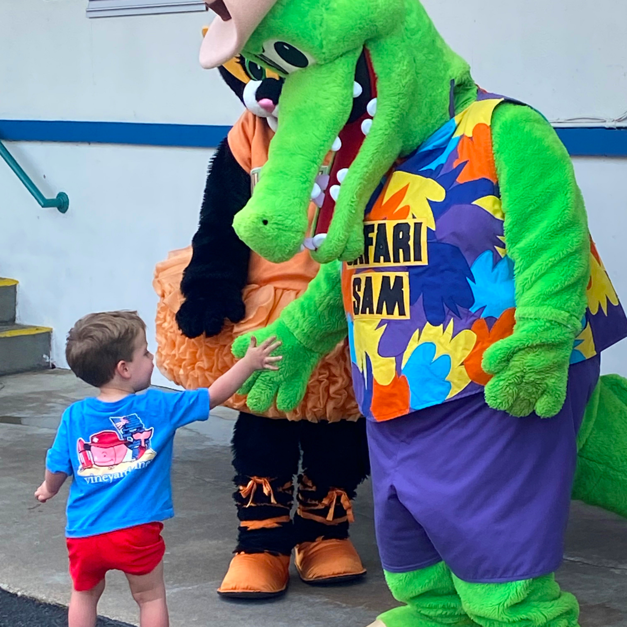 A Disney Lover's Guide to Holiday World | Holiday World Theme Park ...