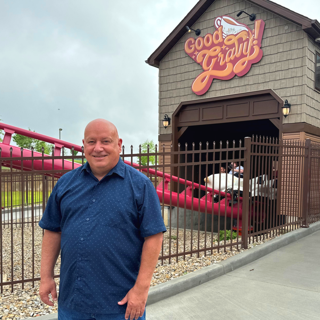Holiday World: A Wooden Roller Coaster Wonderland for Enthusiasts ...