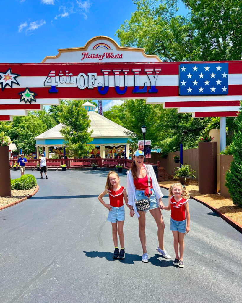 Home | Holiday World Theme Park & Splashin' Safari Water Park