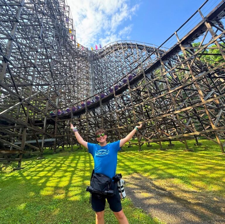 Home | Holiday World Theme Park & Splashin' Safari Water Park